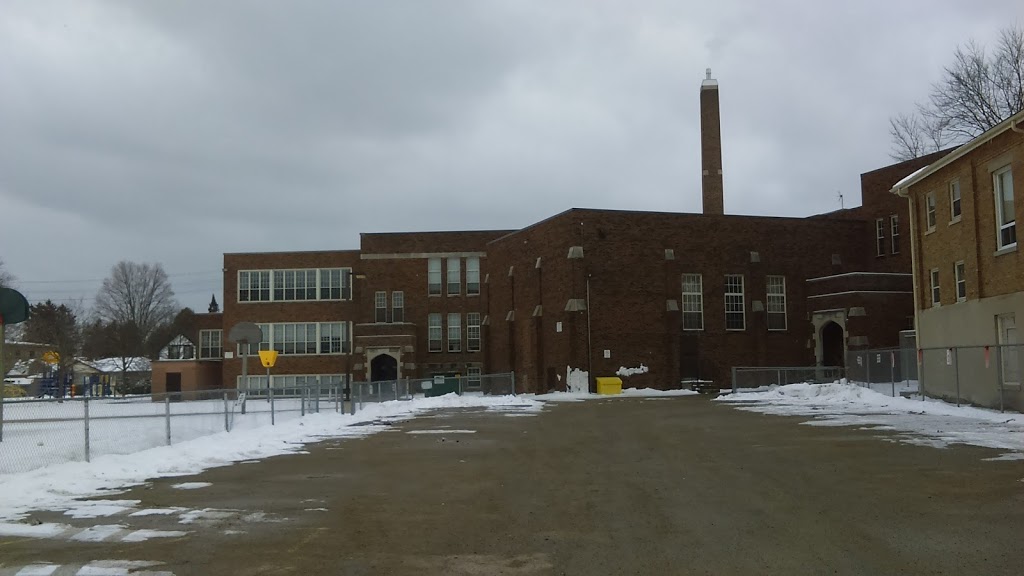 Jeanne Sauv French Immersion Public School 215 Wharncliffe Rd N Jeanne Sauv French Immersion Public School 215 Wharncliffe Rd N